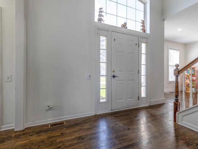 2212 Baxter Court