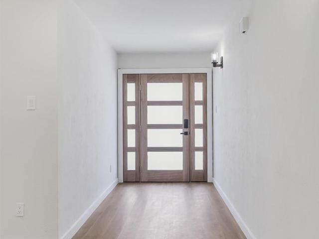 2212 Benbrook Drive