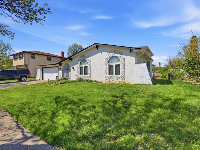 2212 Blackoak Avenue