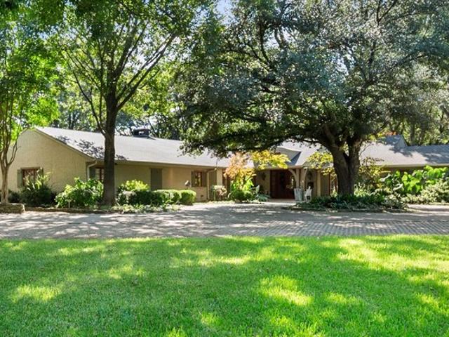2212 Bowie Dr, Corsicana, TX 75110