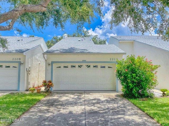 2212 Deerwood Dr, New Smyrna Beach, FL 32168