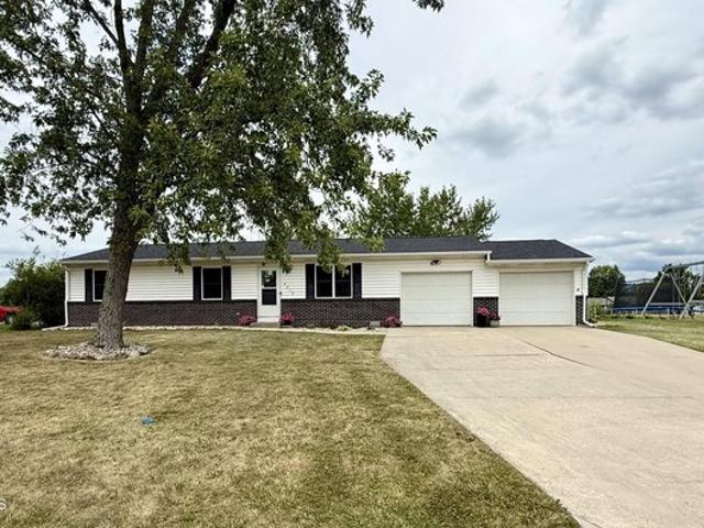 2212 Evergreen Dr, Defiance, OH 43512