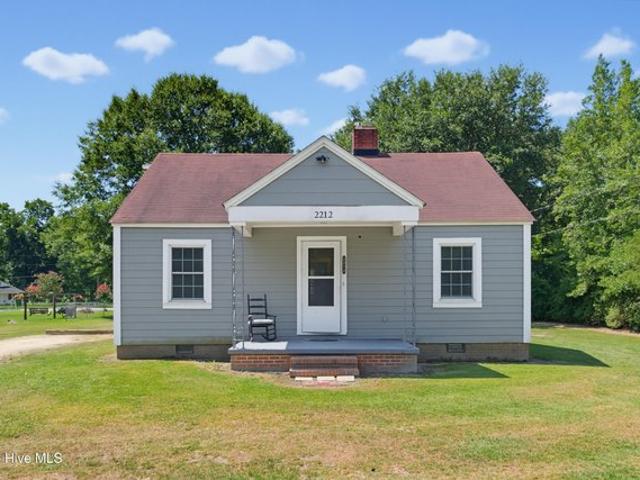 2212 E 7th St, Lumberton, NC 28358
