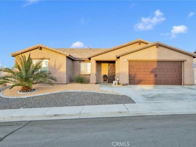 2212 Falcon Dr, Barstow, CA 92311