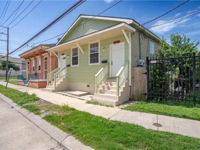 2212 Gravier Street