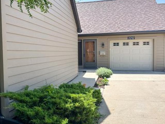 2212 Hamilton Dr, Ames, IA 50014