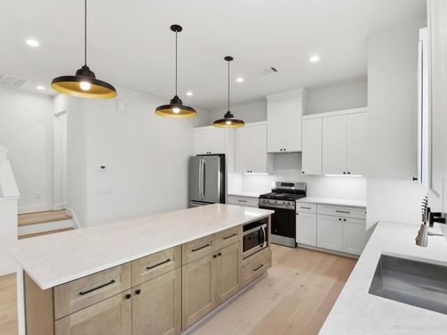 2212 Lou Ellen Ln Unit B, Houston, TX 77018