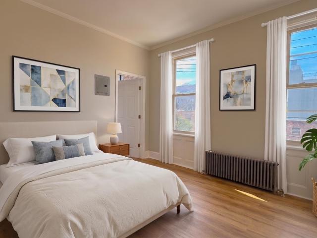 2212 Summit Ave # 3