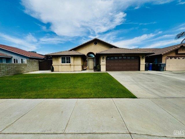 2212 S A St, Arvin, CA 93203