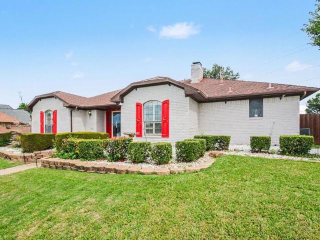 2212 Southern Court