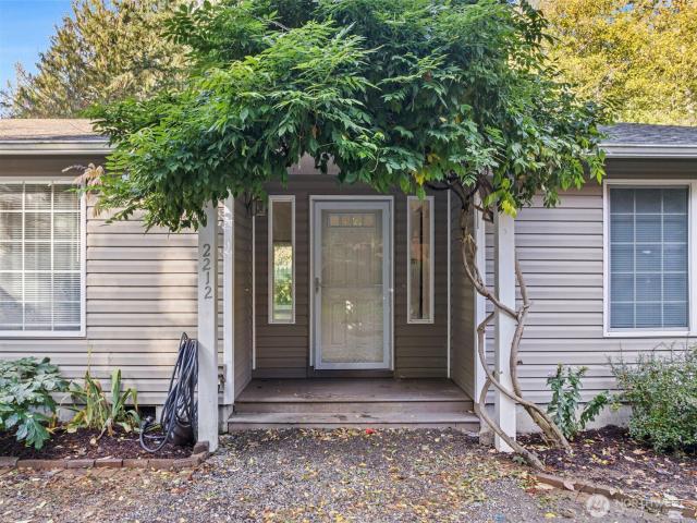 2212 th Avenue SW