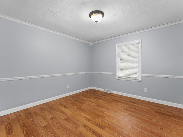 2212 Windrow Court