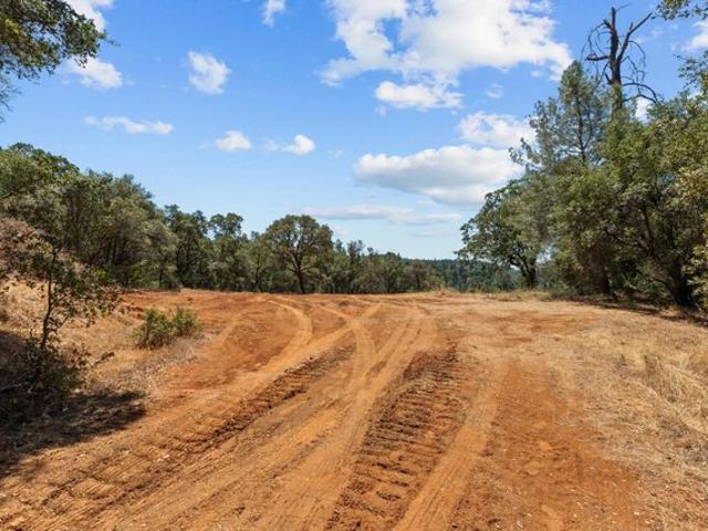 22131 Deer Trail Ct, Auburn, CA 95602
