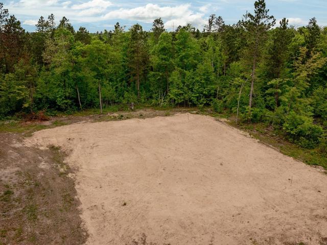 22132 Buckhorn Trail