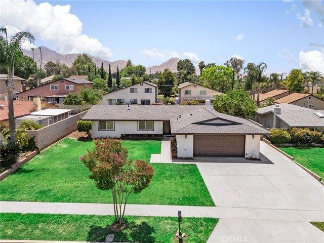 22139 Tanager St, Grand Terrace, CA 92313