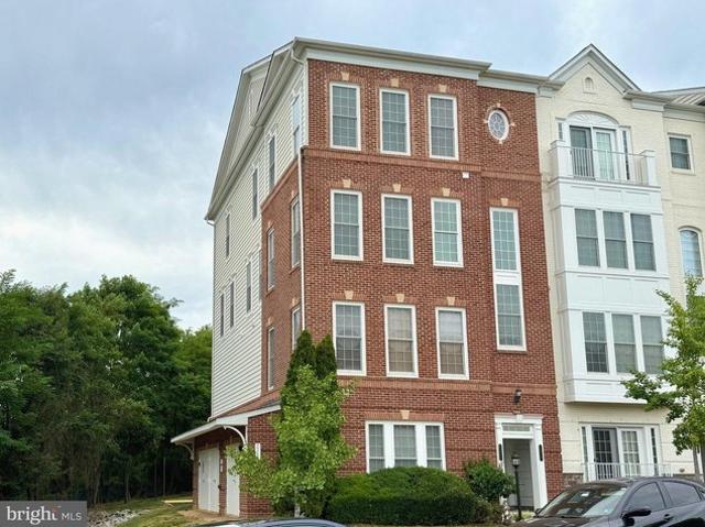 2213 Oberlin Dr, Woodbridge, VA 22191