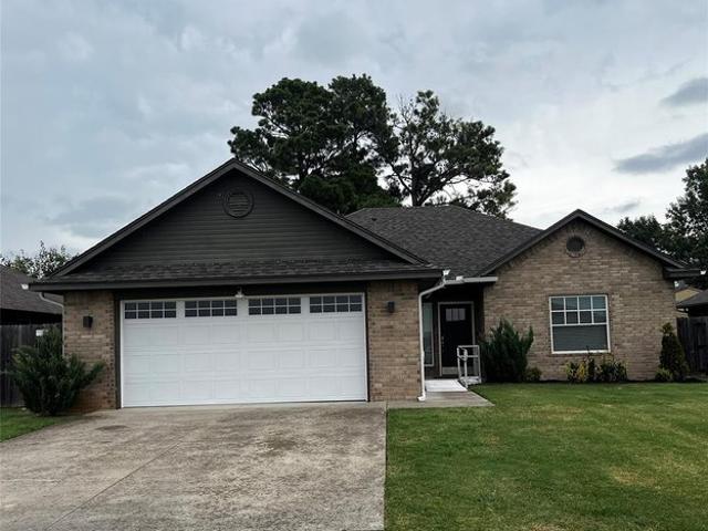 2213 Bent Tree Rd, Shawnee, OK 74804