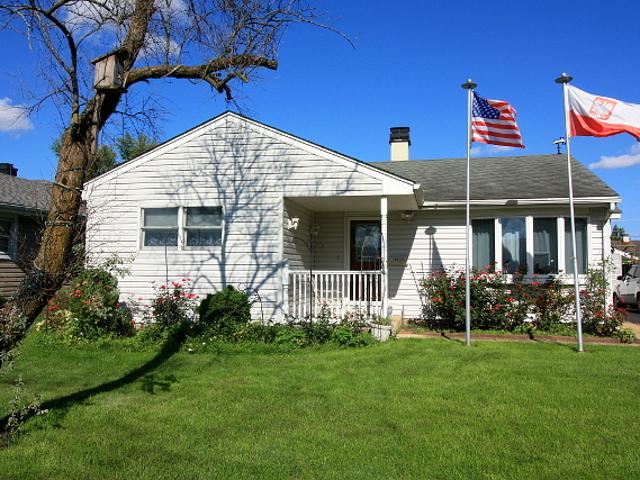2213 Cedar Street