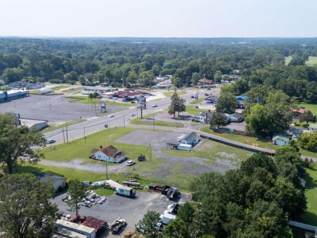 2213 Cleveland Highway