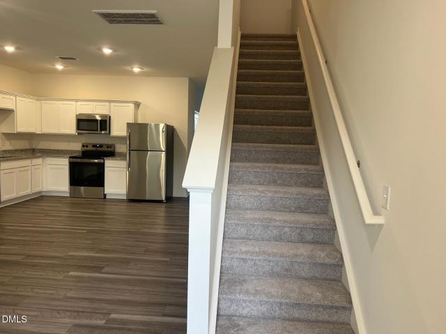 2213 Gln Xing Drive