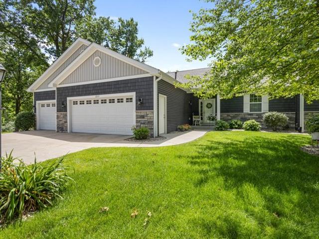 2213 Hunters Pond, Kalamazoo, MI 49048