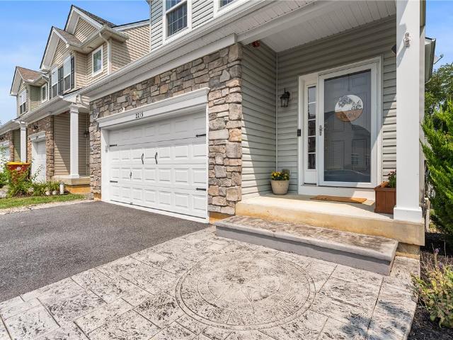 2213 Huntington Lane