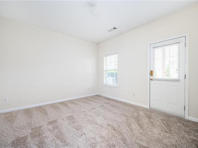 2213 Leicester Way