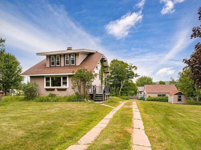 2213 Sussex Ave, Duluth, MN 55803