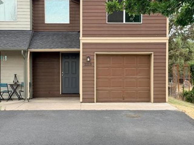 2213 SW 22nd St, Redmond, OR 97756
