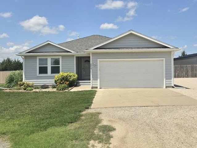 2213 S View Dr, Hays, KS 67601