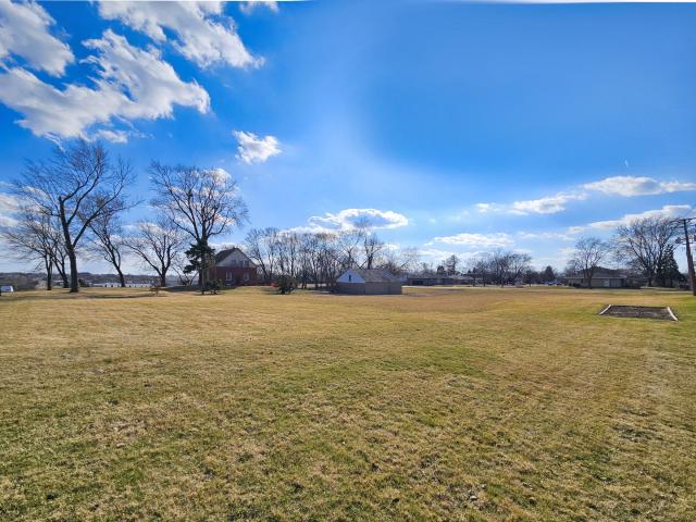 2213 Weber Road