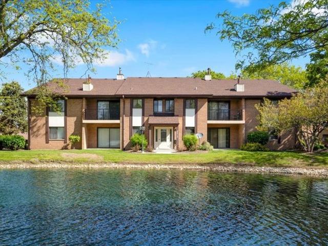 2213 Wharf Dr Apt 407, Woodridge, IL 60517