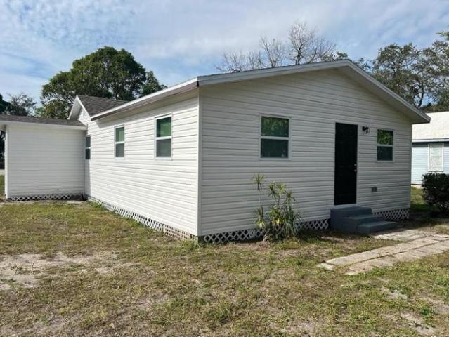 2213 4th Ave E, Palmetto, FL 34221