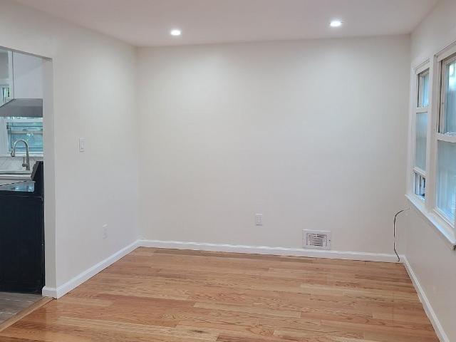 221 0 th Avenue 1st