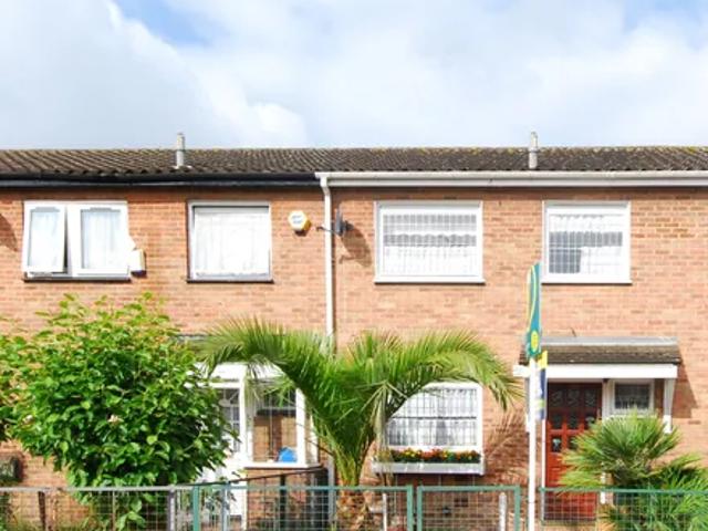 221 231 Alnwick Road, Custom House, London, E16 3EY, United Kingdom | 3 bed house for rent #167774295 | Rentberry