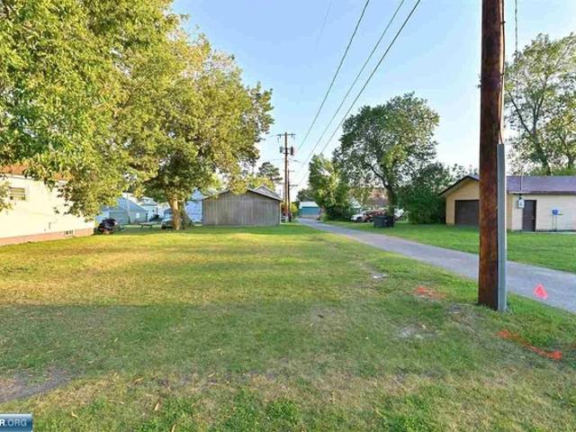 221 2nd Ave, Calumet, MN 55716