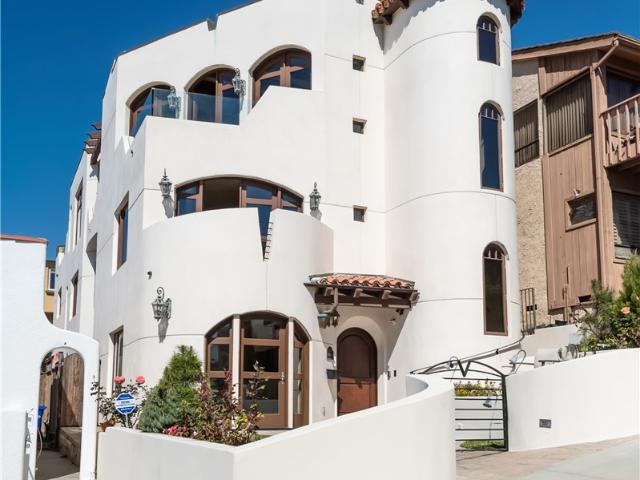 221 30th St, Manhattan Beach, CA 90266 | MLS #SB26047