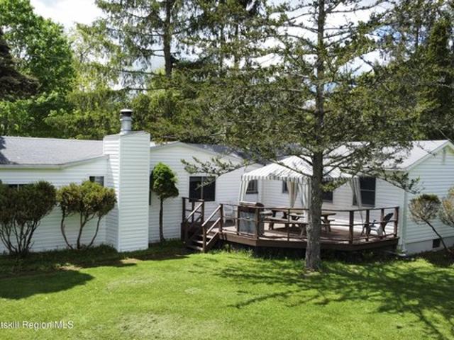 221 Colgate Rd, East Jewett, NY 12424