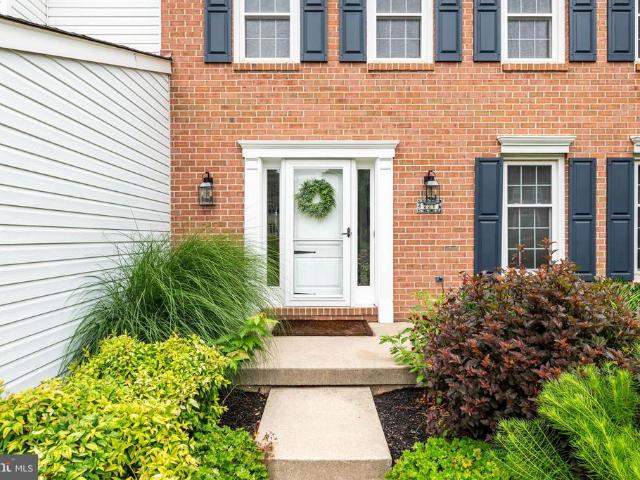 221 Cardinal Drive
