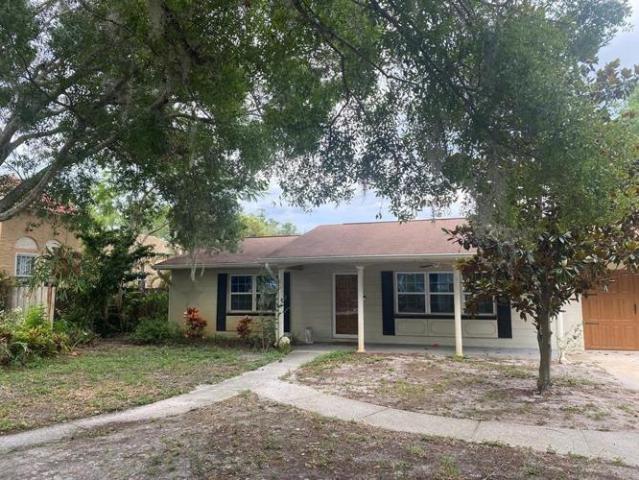 221 Carolina Ave, Saint Cloud, FL 34769