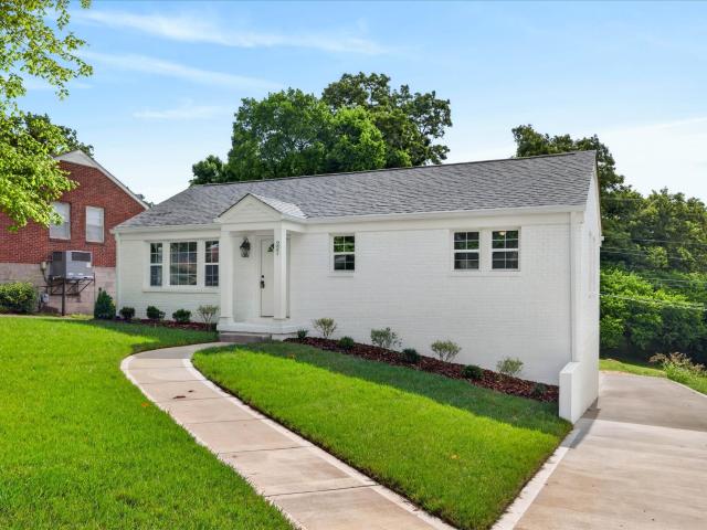 221 Clearview Dr