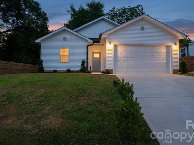 221 Ann St NW, Concord, NC 28025