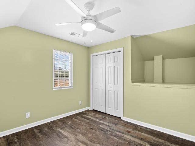 221 Addison Cottage Way