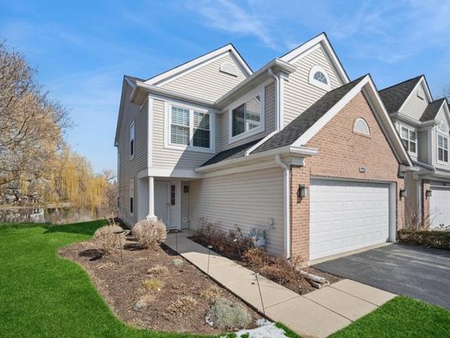 221 Ainsley Dr, West Chicago, IL 60185
