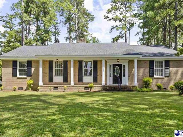 221 Azalea Dr, Mullins, SC 29574