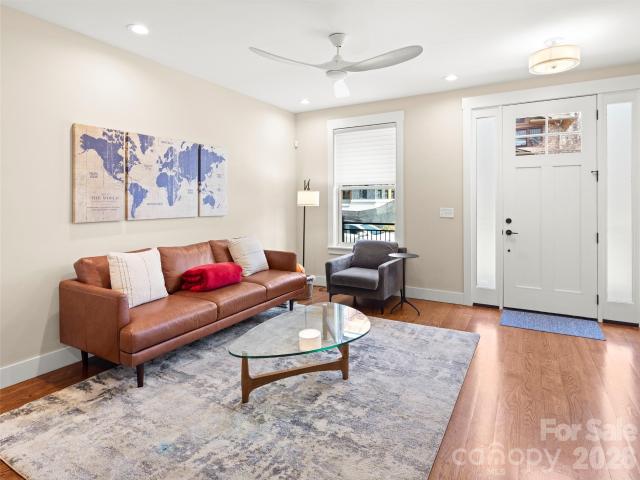 221 Broadway St, Asheville, NC 28801 | MLS #4372