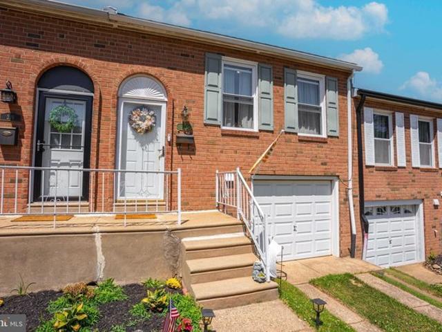 221 Goodford Rd, Philadelphia, PA 19154