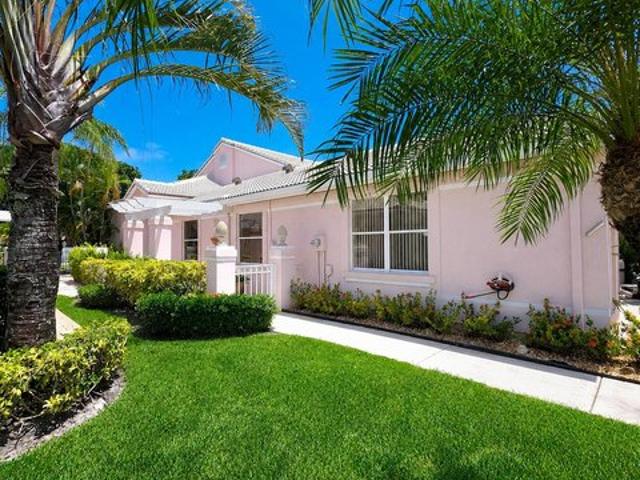 221 Green Point Cir, Palm Beach Gardens, FL 33418