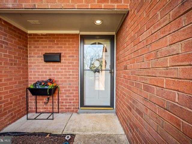 221 Deer Fox Ln, Lutherville Timonium, MD 21093 | MLS #MDBC2159 | Compass