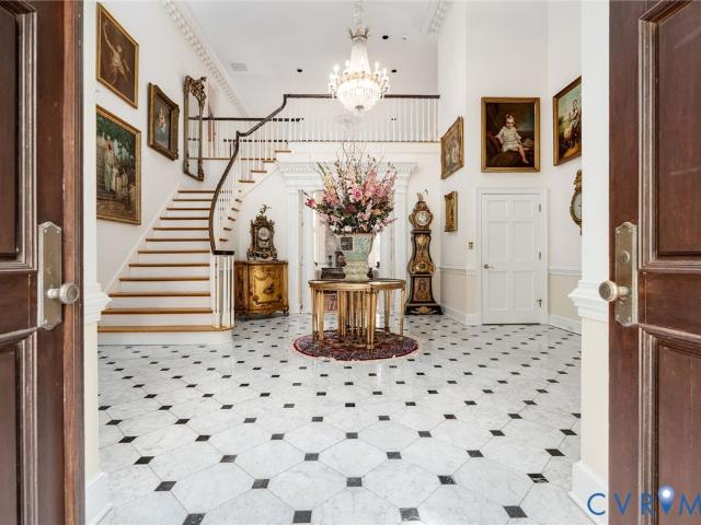221 Dryden Lane